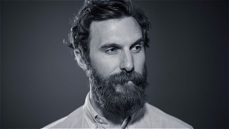 Tout ce qu'il faut savoir sur l'entretien barbe pour avoir une barbe propre